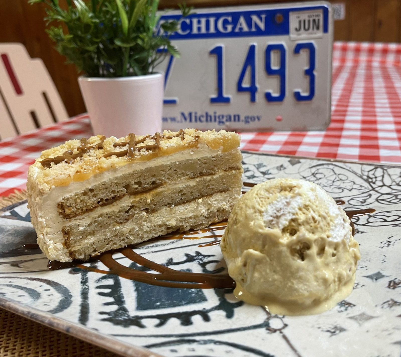 HERMANOS MORALES – LOS AUTÉNTICOS CREADORES DEL SERRANITO EN SEVILLA